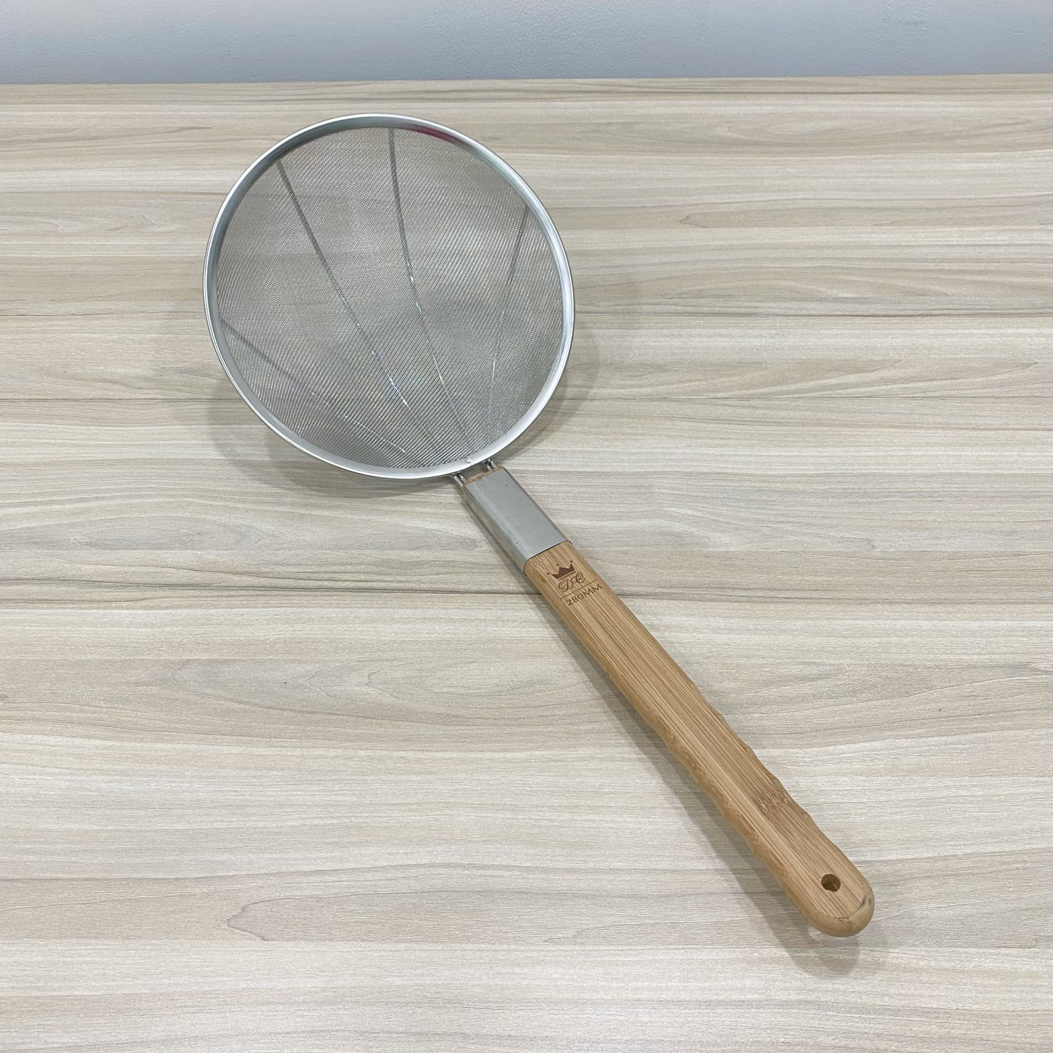 Chao lì inox cán gỗ #30 186124 - CÔNG TY TNHH THƯƠNG MẠI SONG QUÁN